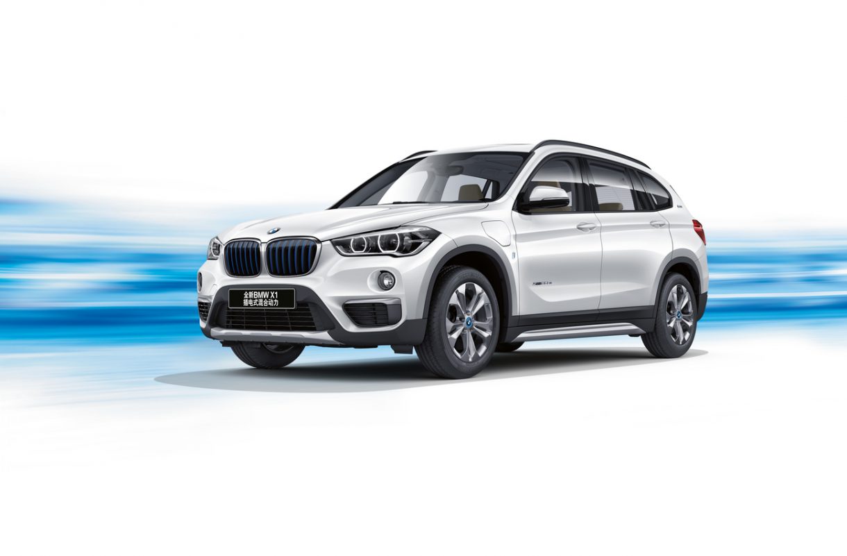 Den BMW X1 Plug in Hybrid den wir in Europa nicht sehen werden. und das ist eine Schande