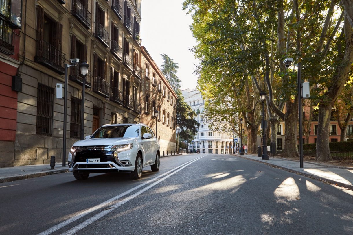 Mitsubishi Outlander Phev 16 - Driving ECO