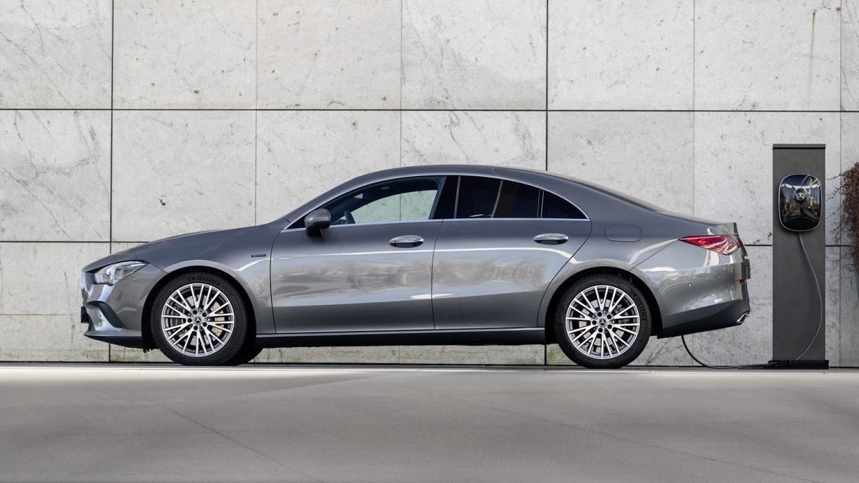 Mercedes-Benz launches three new plug-in hybrids