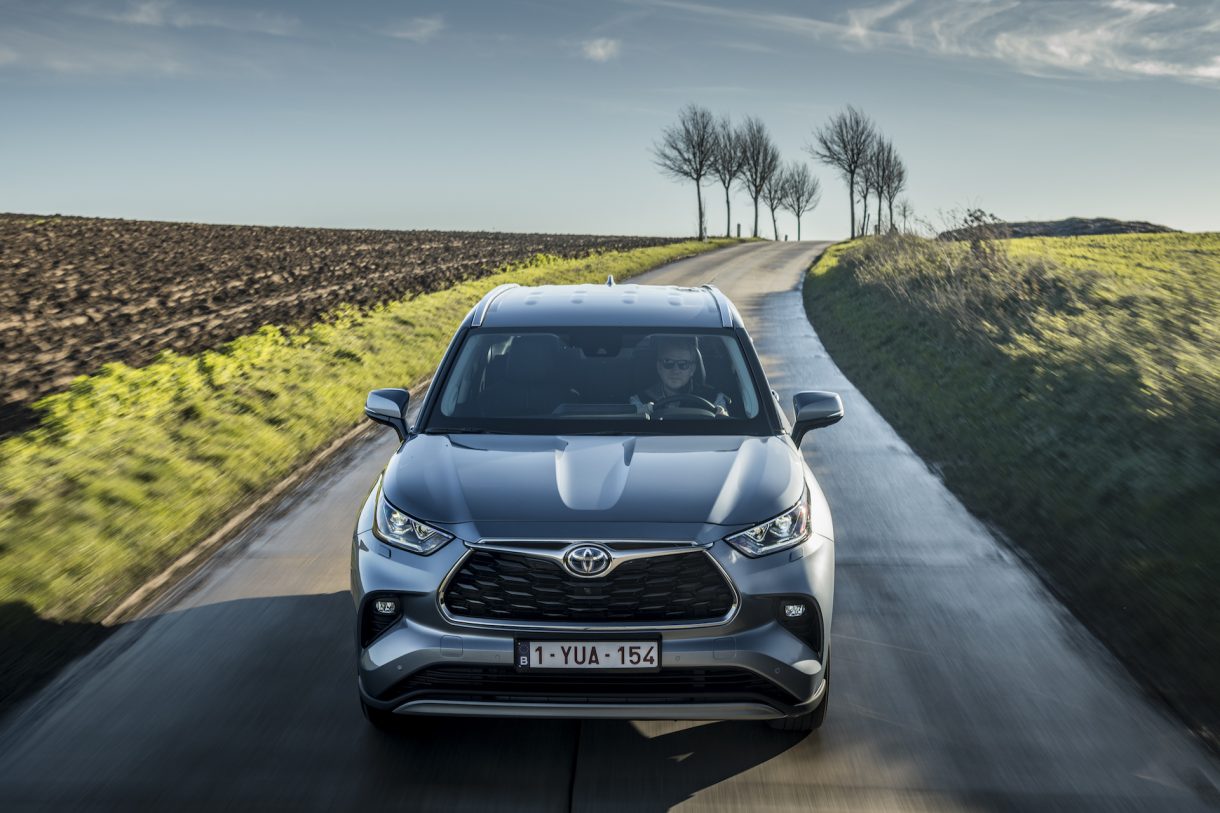 Toyota Highlander Electric Hybrid 2021 Test Drivingeco 17 - Driving ECO