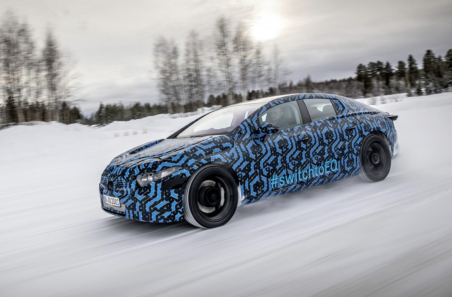 2022 Mercedes Benz Eqs Prototype 100777428 H - Driving ECO