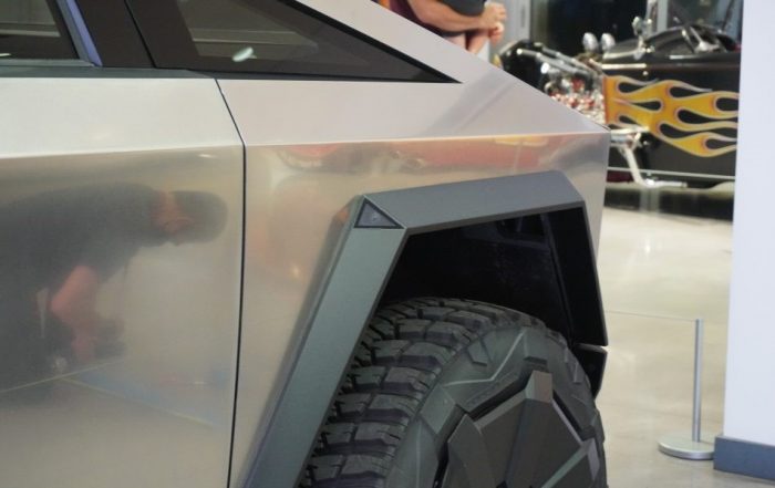 Tesla Cybertruck Side Camera View - Driving ECO