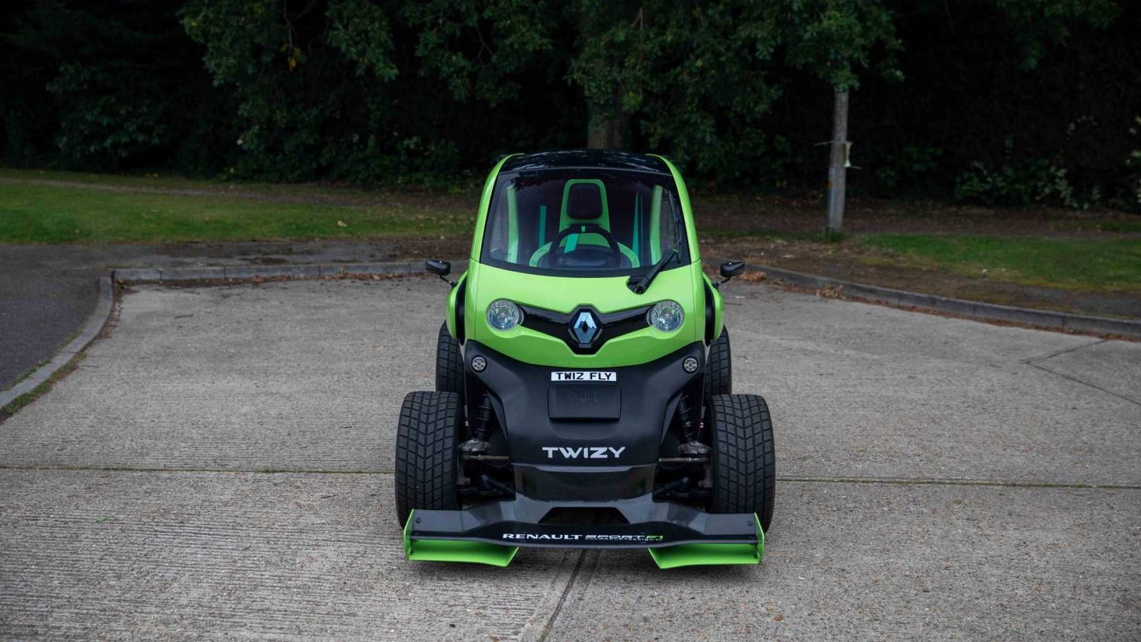 Renault Twizy Oakley Design, an (almost) racing variant