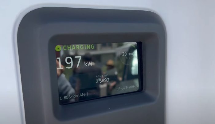 Rivian opens the first charging points of its "Adventure Network"