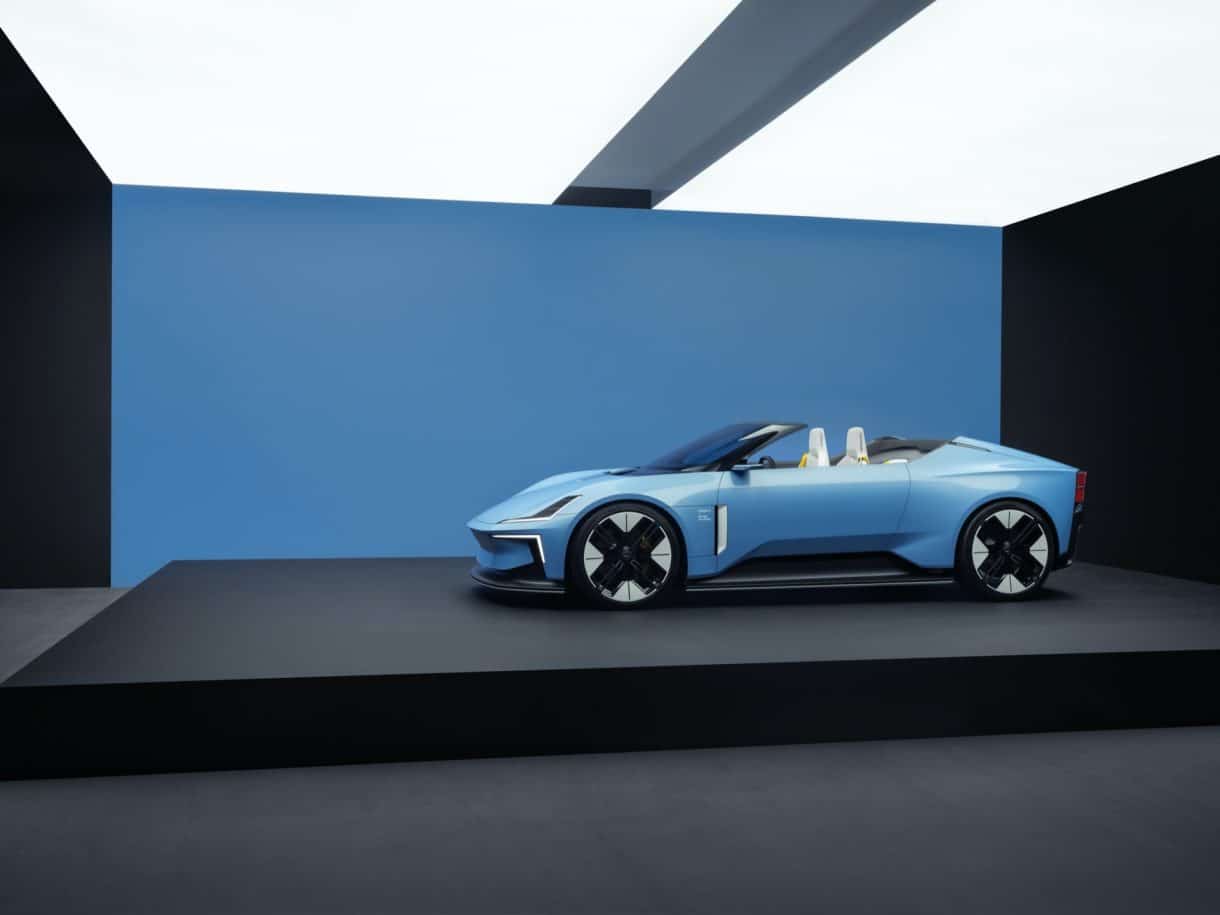 Polestar 02 Concept 3 - Driving ECO