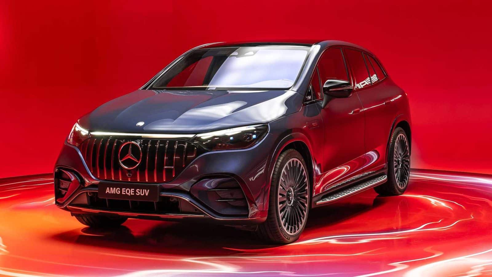 Mercedes Benz Eqe Suv Amg Front - Driving ECO