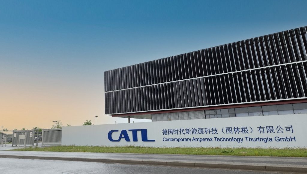 CATL inaugura su primera planta fuera de China