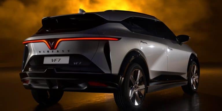 Vinfast Vf7 Back - Driving ECO
