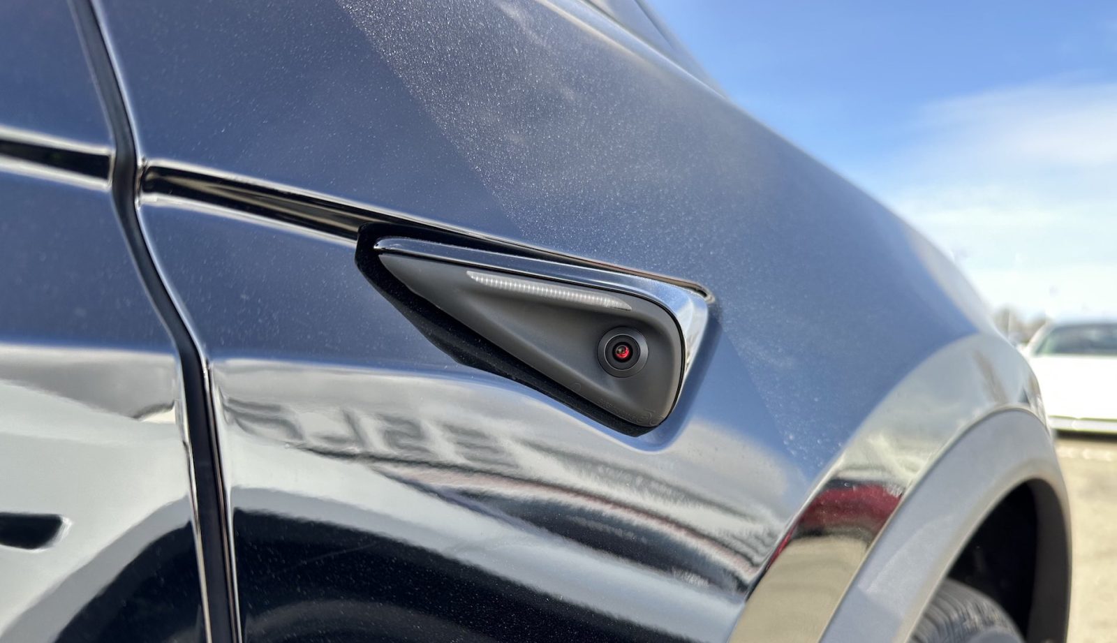 Tesla Hw4 Side Cam - Driving ECO