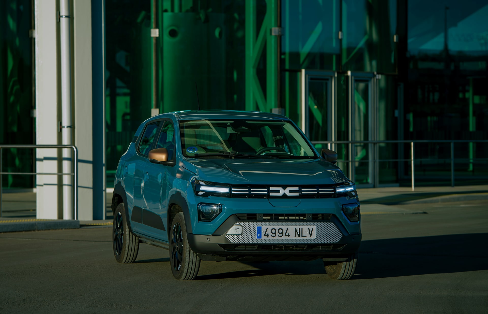 Dacia Spring: review of the cheapest urban electric car for getting ...