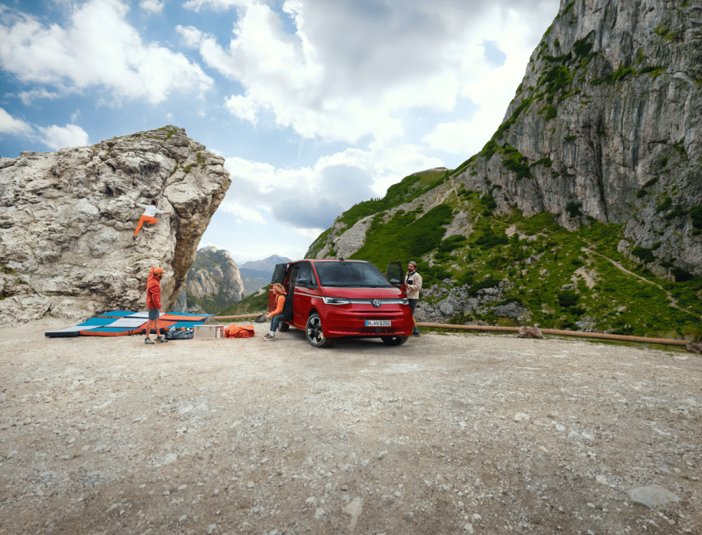 Test y opiniones de la Volkswagen Multivan T7 eHybrid 4MOTION, un ...