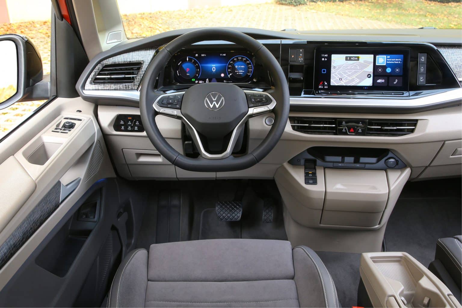 Volkswagen T7 Multivan 2026 Prices - All the technical data for the ...