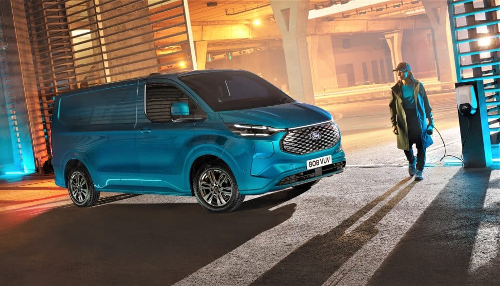 Ford E-Transit Custom: así es la segunda furgoneta eléctrica de la ...