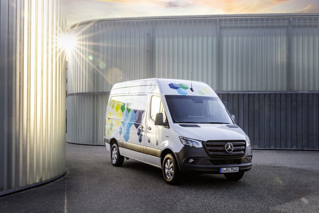 Novi Mercedes-Benz eSprinter: prevali 500 km autonomije za eVan más ...