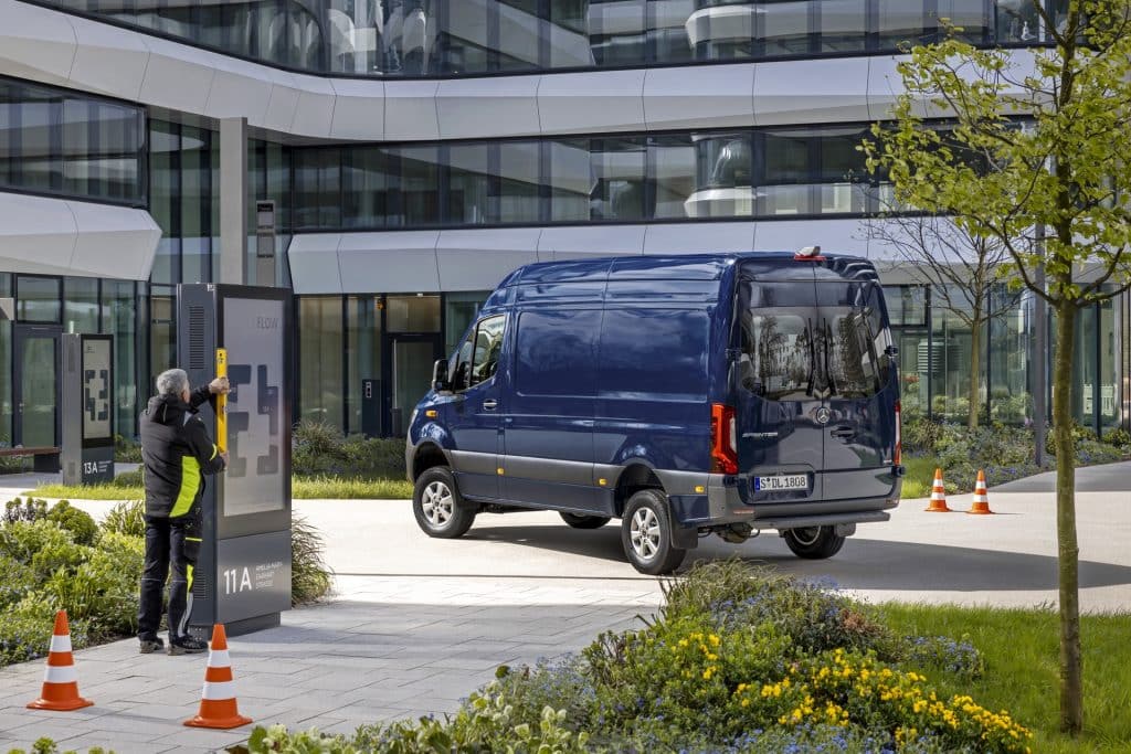 Mercedes-Benz Sprinter y eSprinter: el buque insignia de las furgonetas ...
