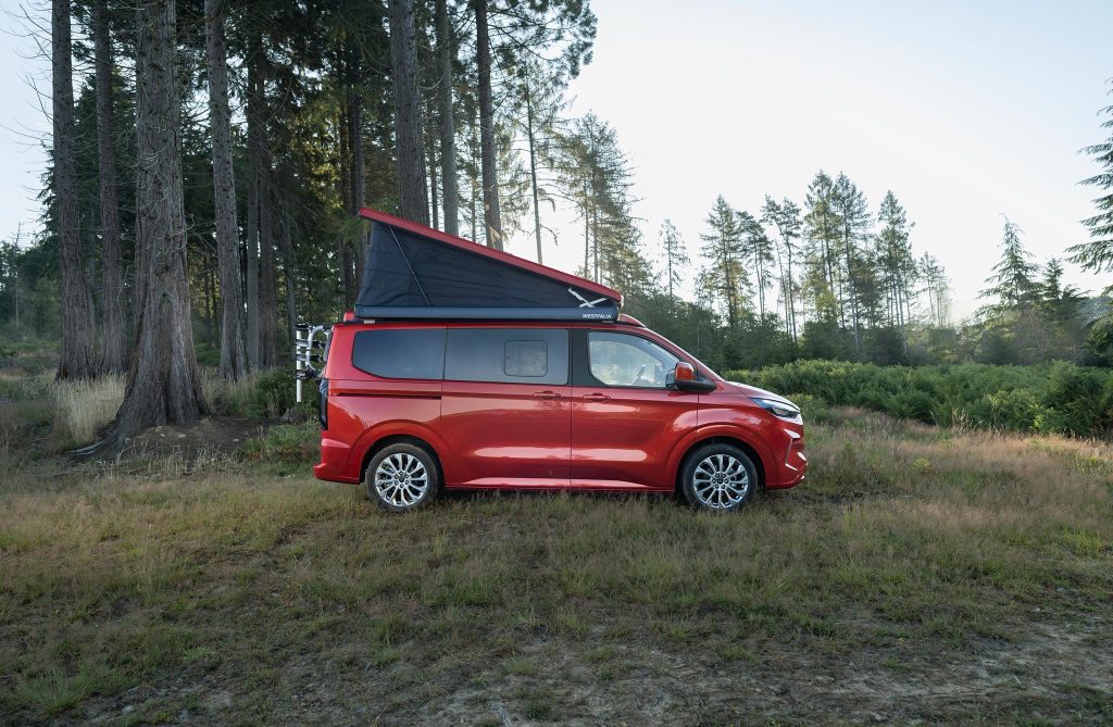 Abbiamo testato il Ford Transit Custom Nugget del 2025: ecco come si ...