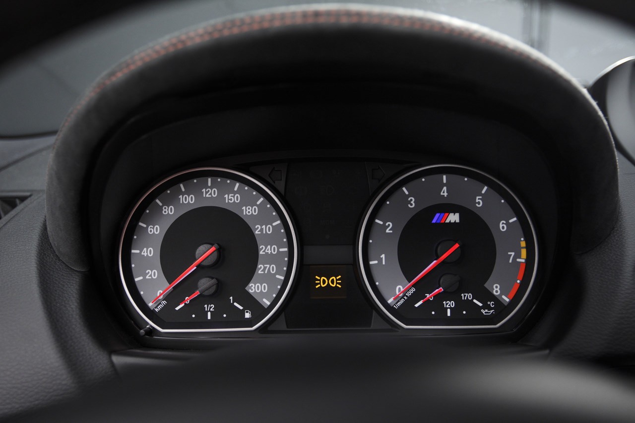 bmw-serie-1m38