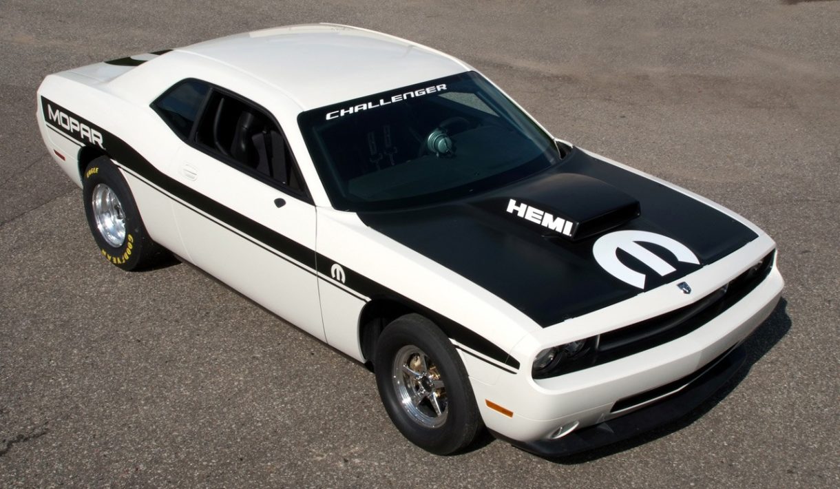dodge-challenger-drag-race-package-12