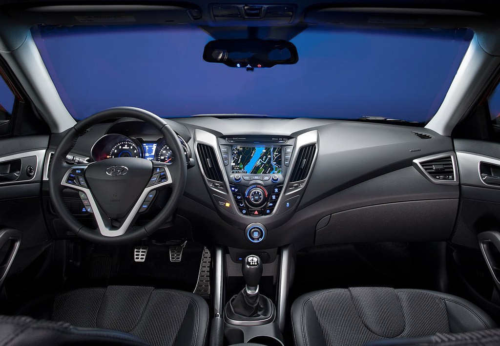 2012-ヒュンダイ-ベロスター_25