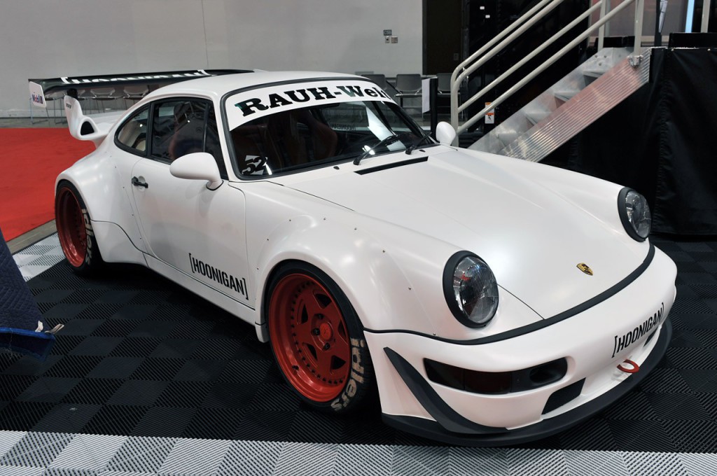 SEMA Show 2011: RAUH-Welt hace un particular debut