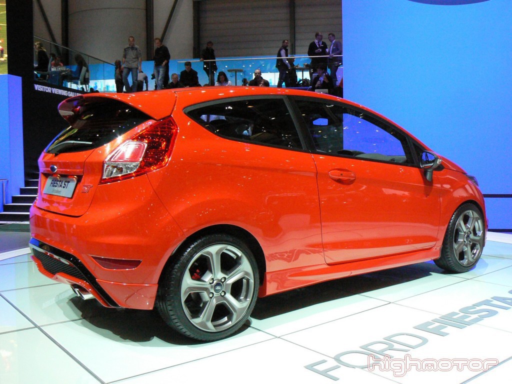 Posodobljena Ford Fiesta bo izšla decembra