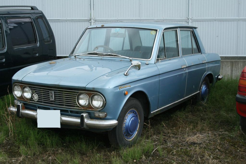 Nissan 410 Bluebird