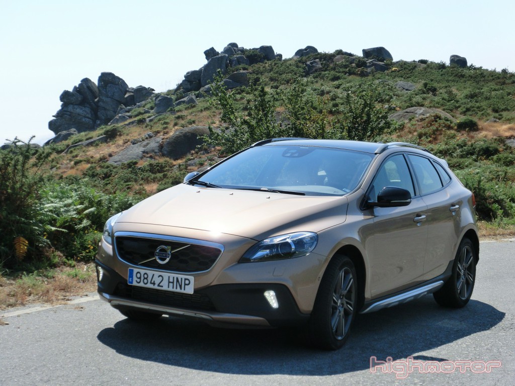 volvo-v40-cross-country-202