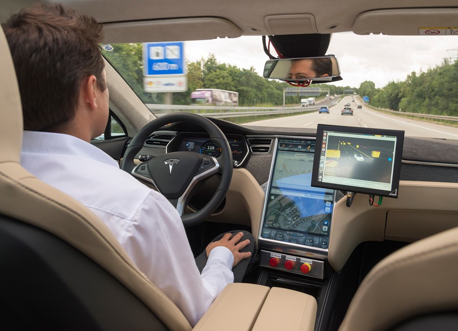 Bosch and TomTom join forces to create maps for autonomous driving