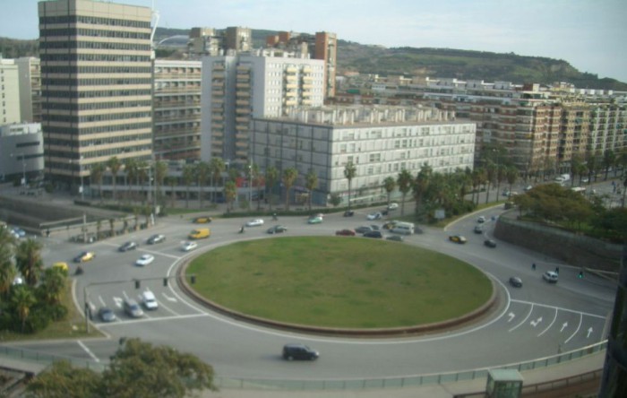 Conducir en las rotondas… ¿Seguro que sabes hacerlo?