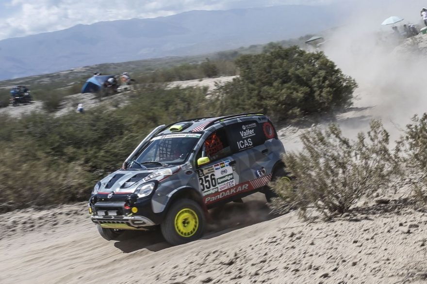 El Fiat Panda que conquistó el Dakar
