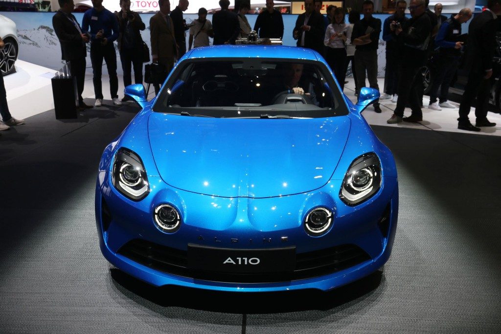Новый Alpine A110 — современная версия дорожного мифа