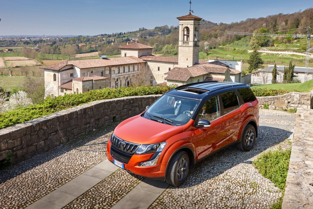 El Mahindra XUV500 se completa con la versión tope gama W10