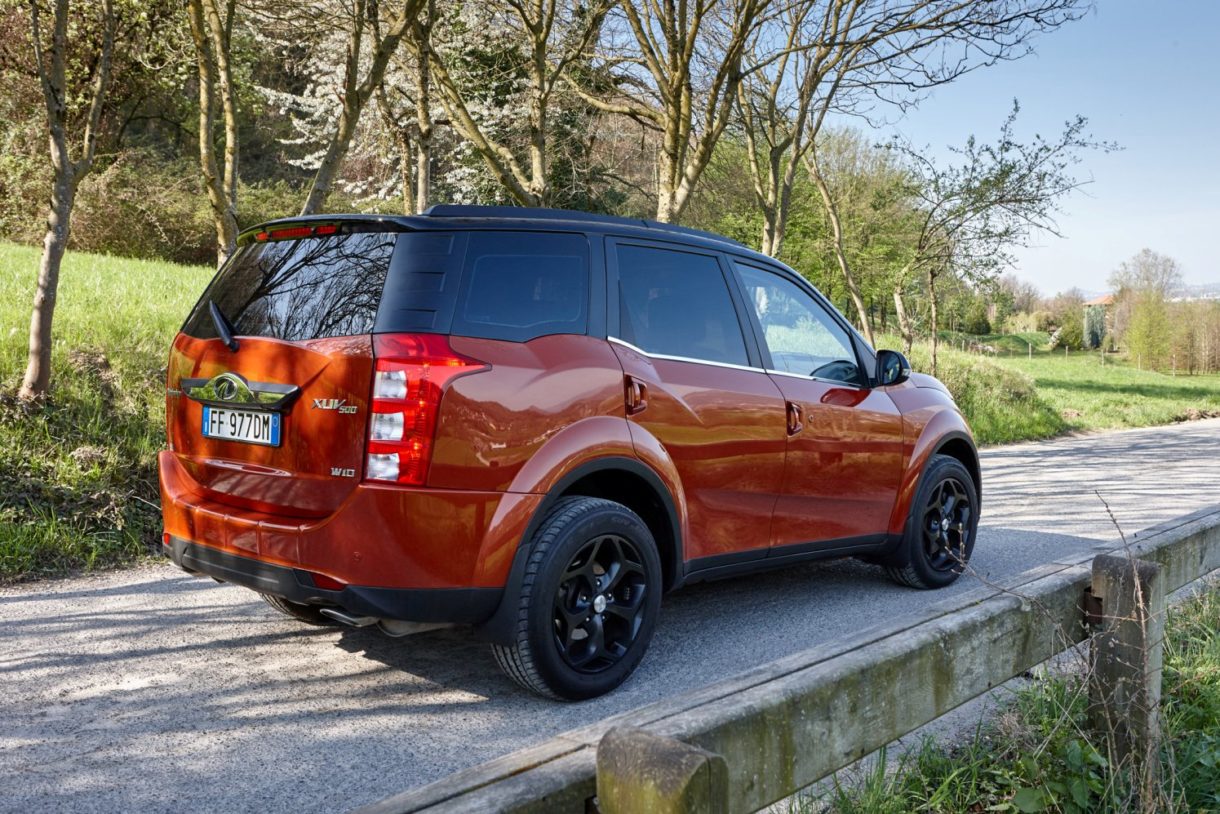 El Mahindra XUV500 se completa con la versión tope gama W10
