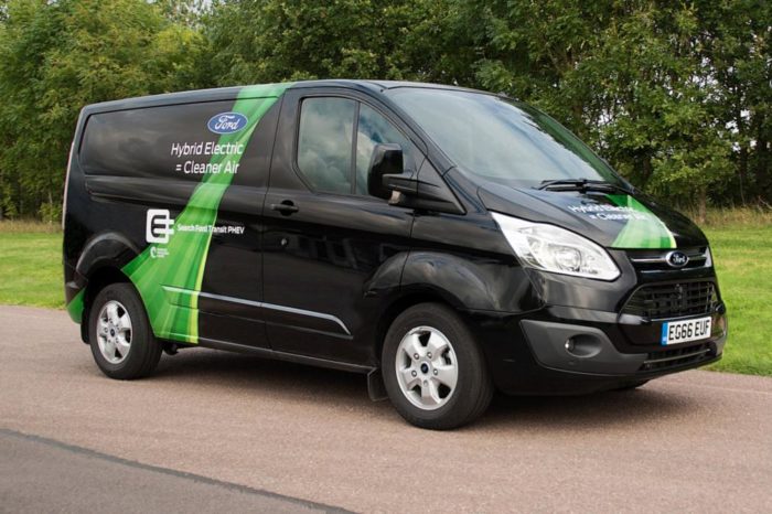 Ford Transit Custom PHEV, le fourgon commercial écologique