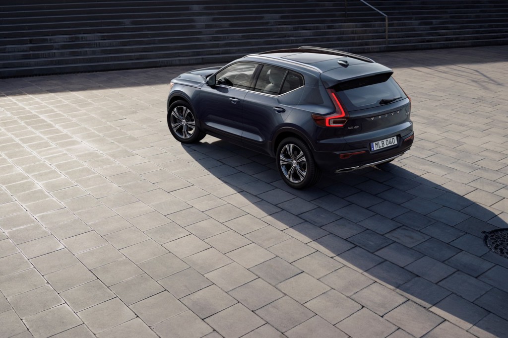 The Volvo XC40 receives a new engine and equipment level