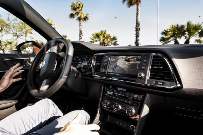 7 asistentes de conducción que incluyen los coches