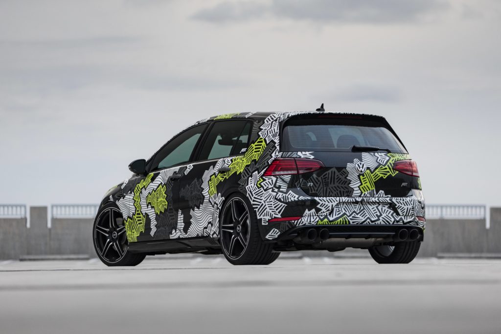 El Volkswagen Golf R más agresivo gracias a las manos de ABT