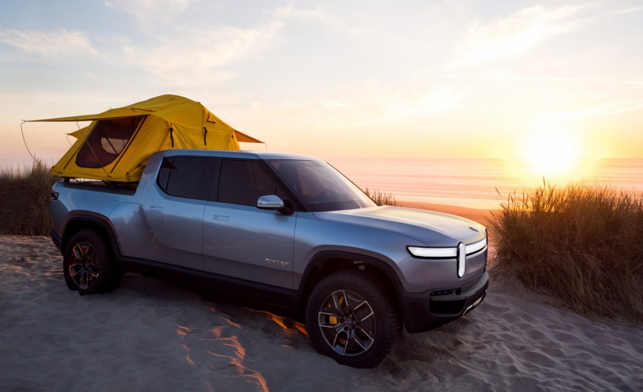 Z Los Angeles prichádzajú Rivian R1T a R1S, elektrický pick-up a SUV!
