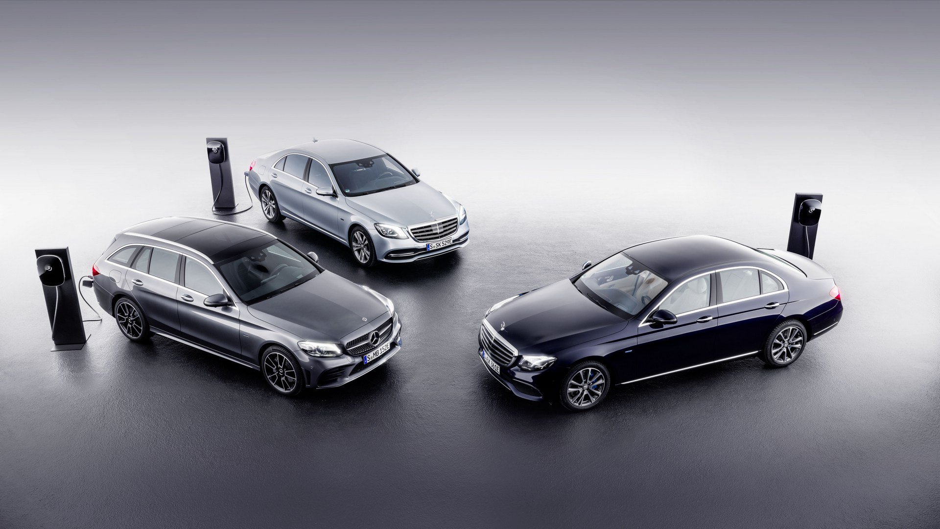 Mercedes presentará 10 híbridos enchufables en 2019