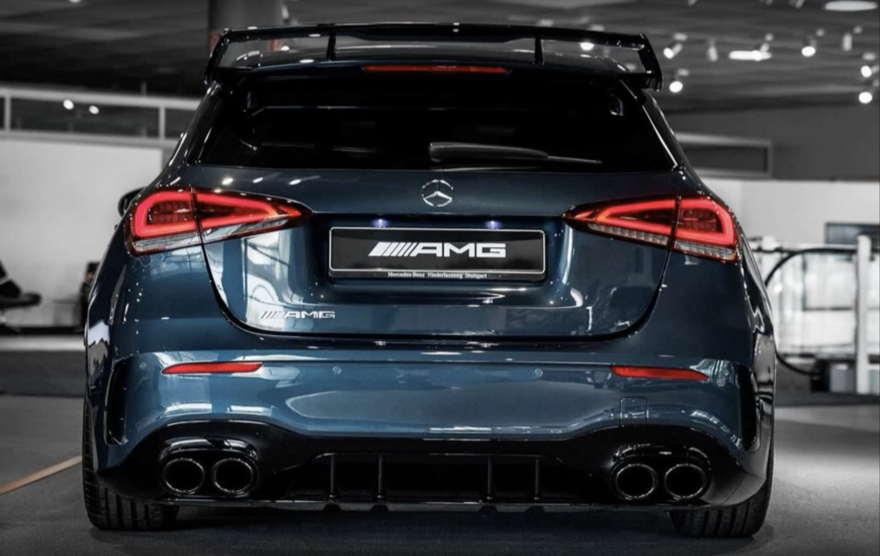 El Mercedes-AMG A 45 se renderiza en este fiel vídeo