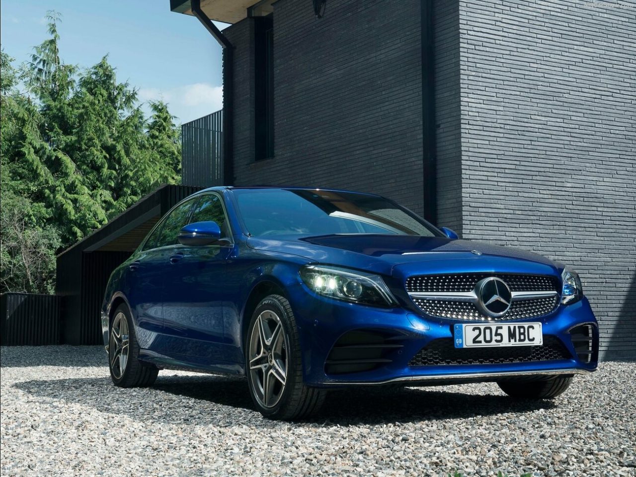 Die Mercedes-Benz C-Klasse wird 40 Jahre alt