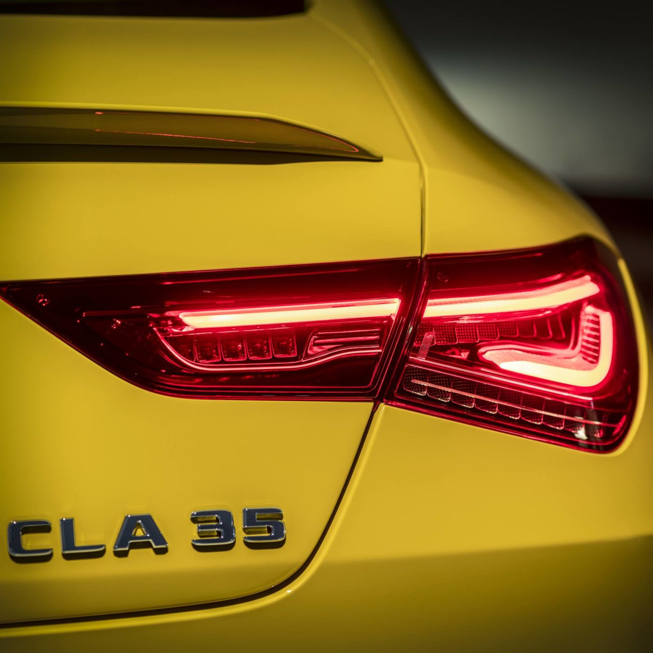 El inminente Mercedes-AMG CLA 35 se insinúa en este teaser