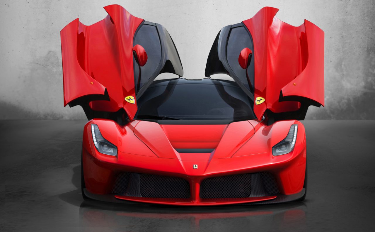 Vídeo: Ferrari LaFerrari haciendo todo lo que piensas que un coche así ...
