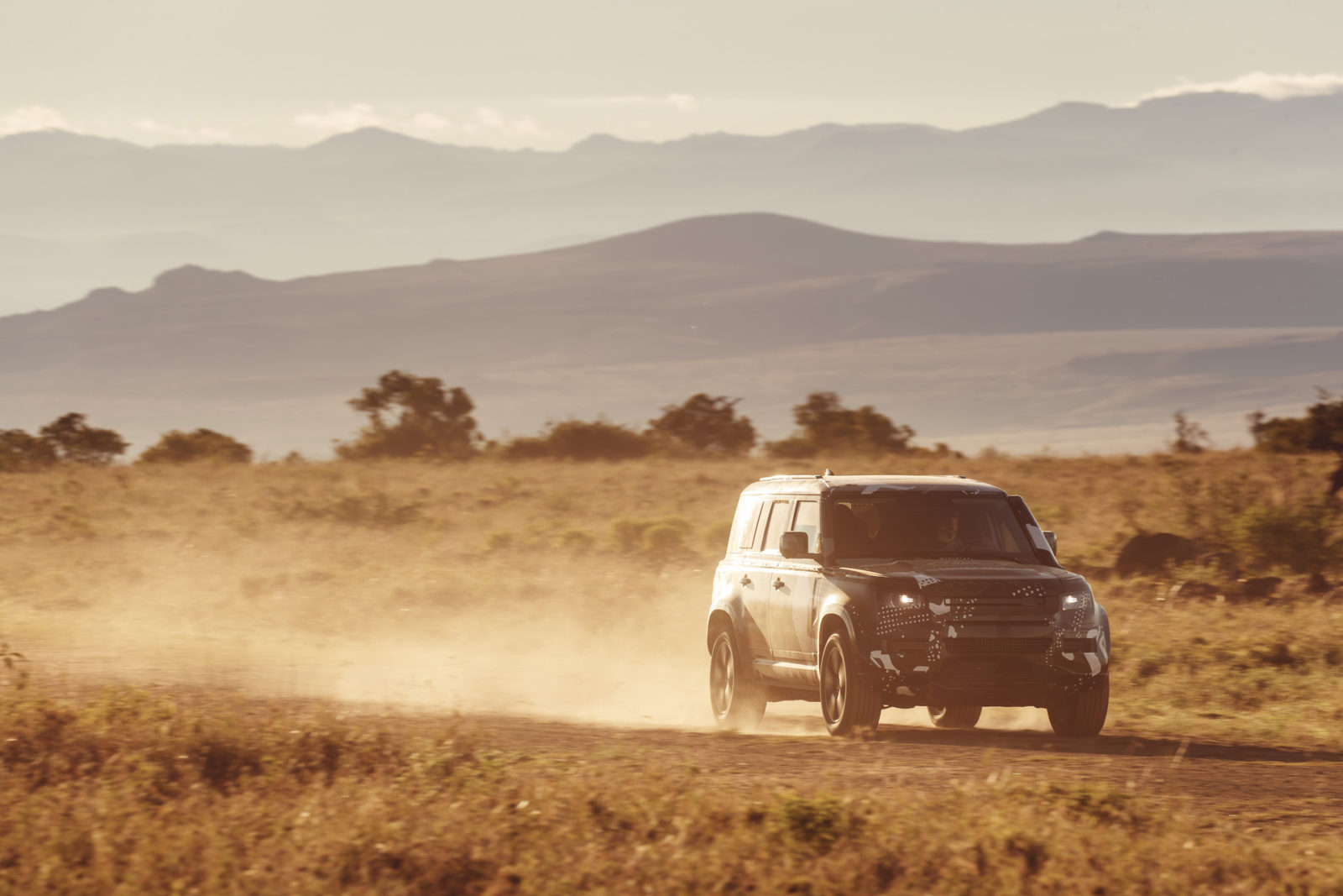 Así podría ser el nuevo Land Rover Defender 2020