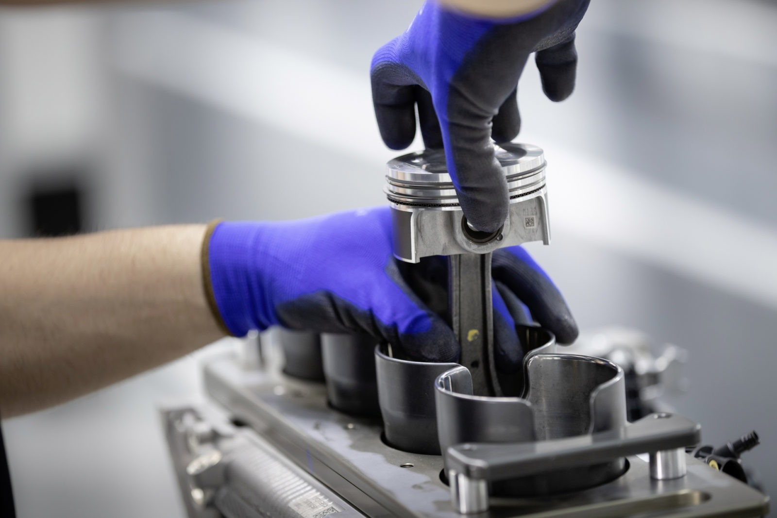 Why four-valve cylinders are better