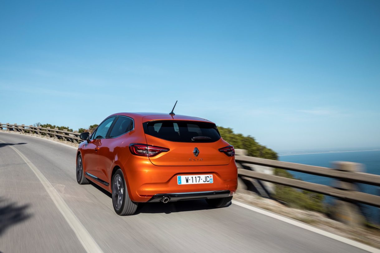 Renault Clio 1.0 TCe: are 100 hp and 3 cylinders enough?