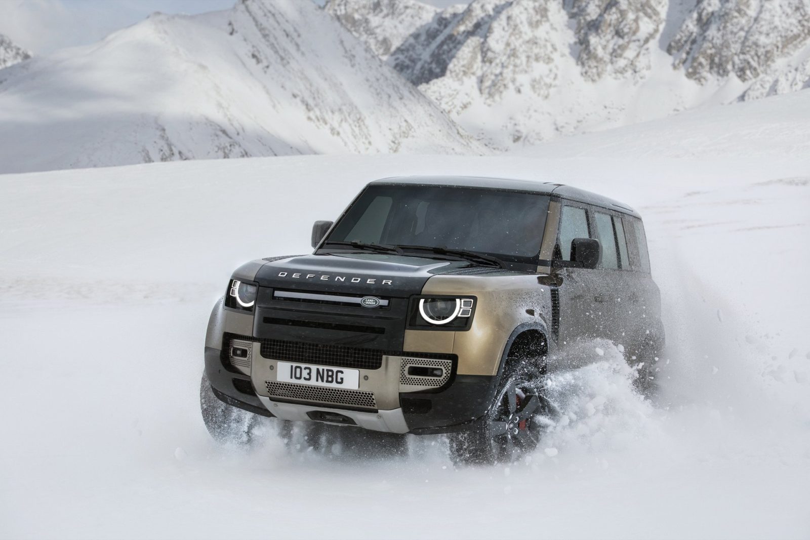 Land Rover, el nuevo coche de acción de James Bond