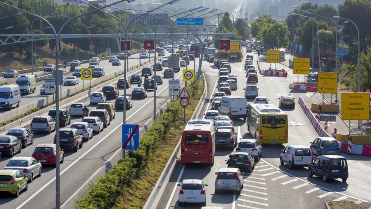 What is the zipper effect?