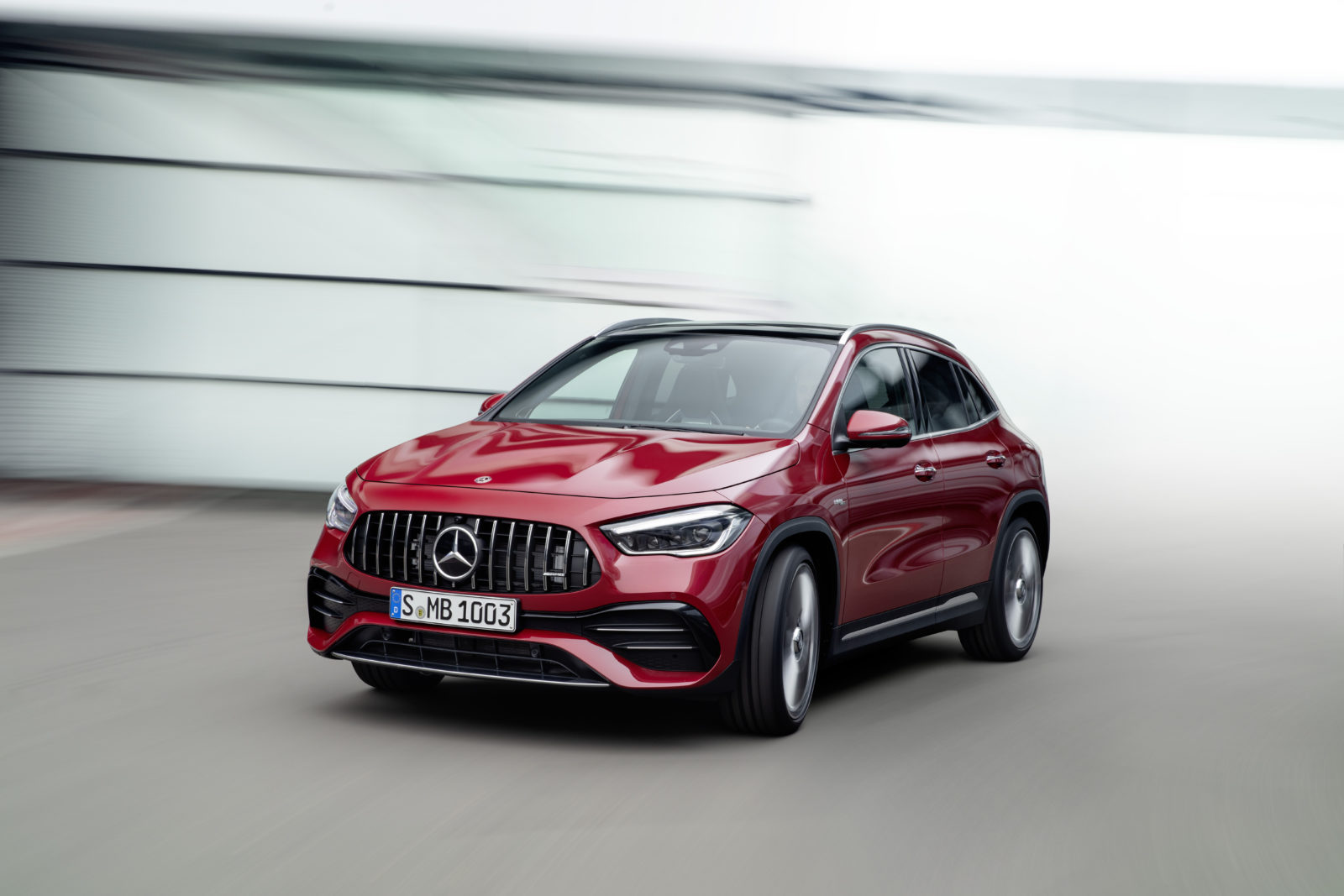 El nuevo Mercedes GLA ya está en España desde 40.800 euros