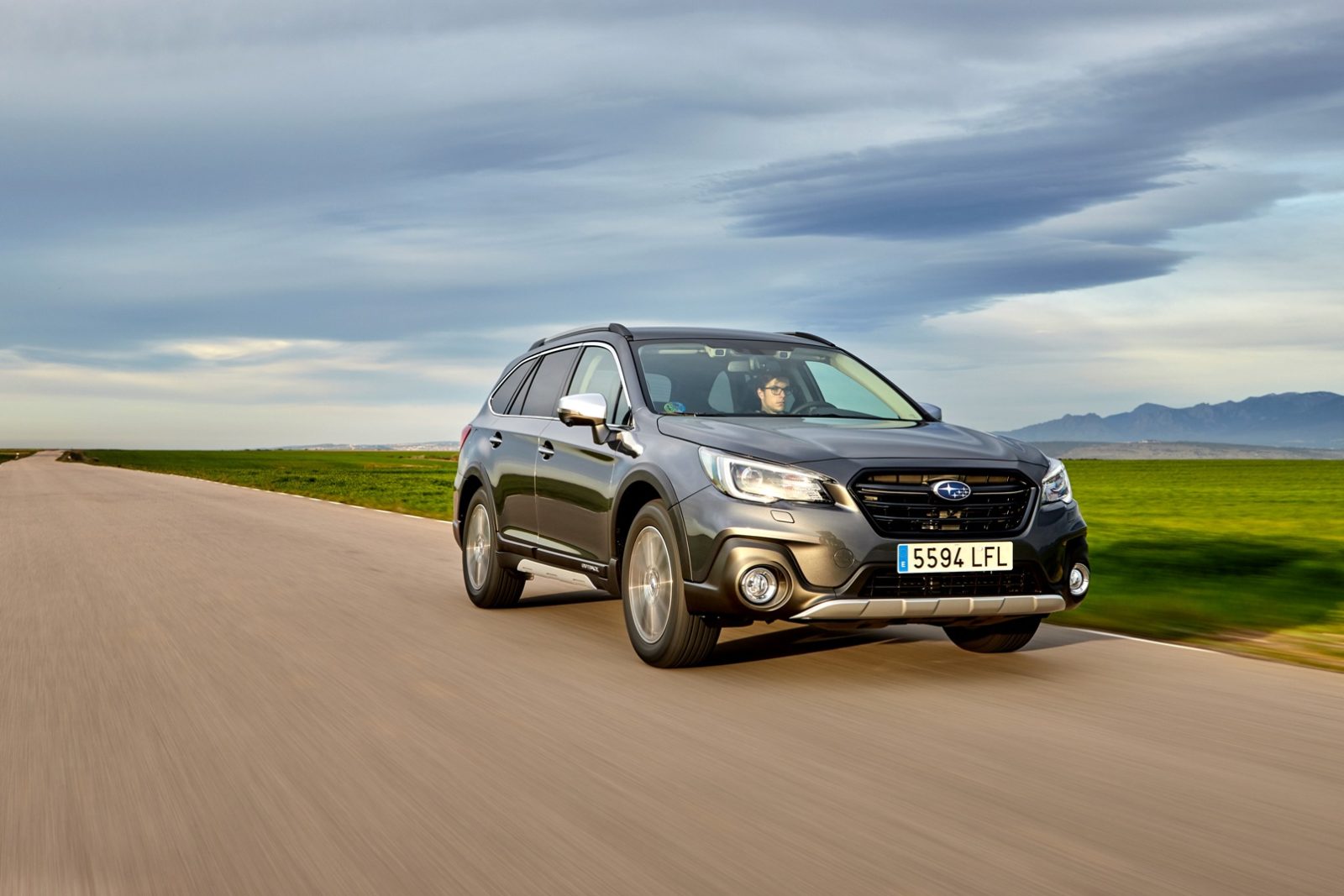 Subaru Outback Silver Edition 2020 (15)